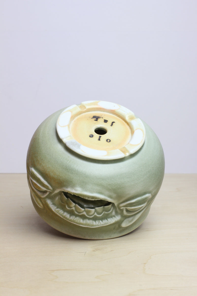 16 - Face Planter – Tom Olejar's Ceramics